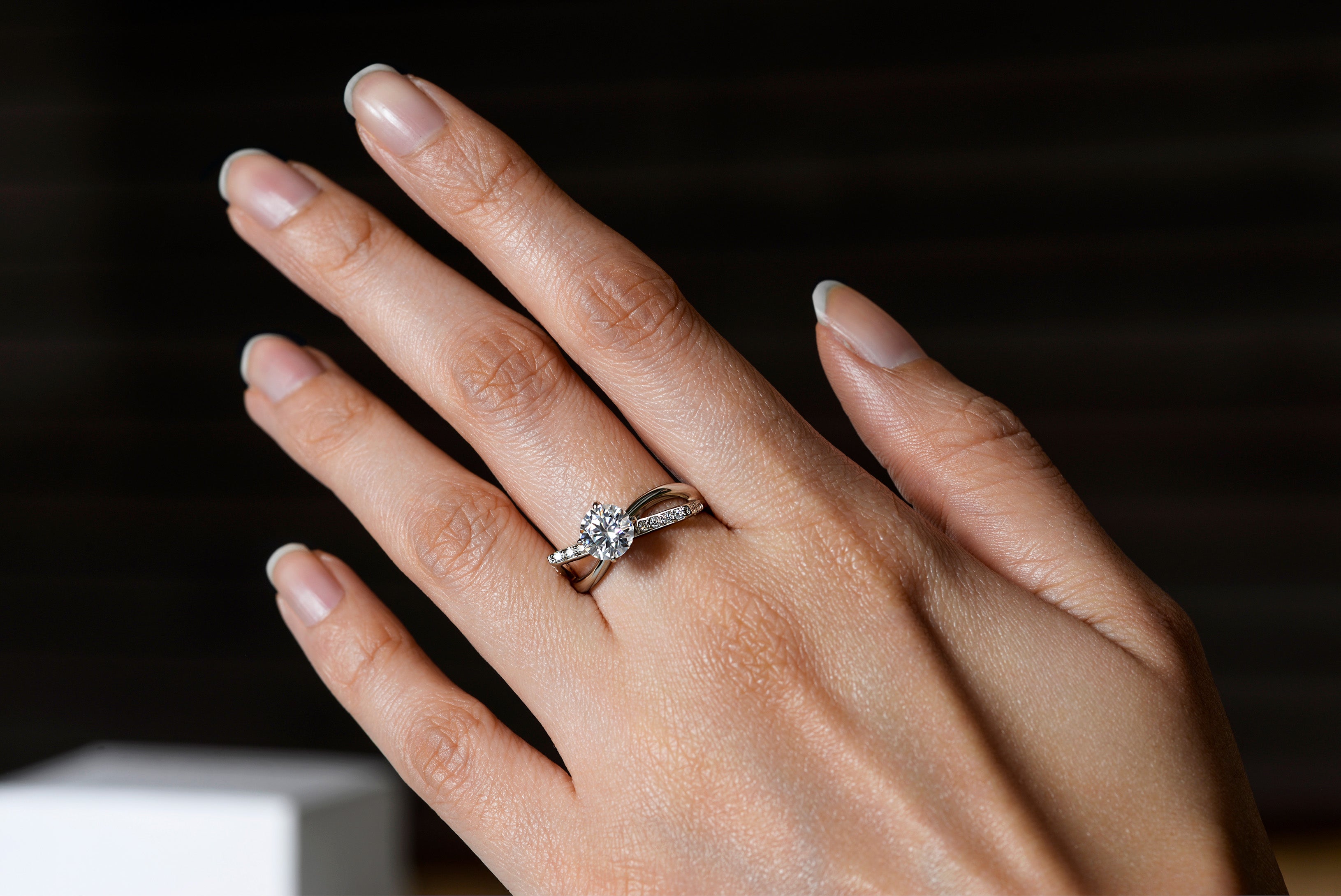 Minimalist Jewelry Trends in 2024: Embrace Simplicity with Zanvari's ...